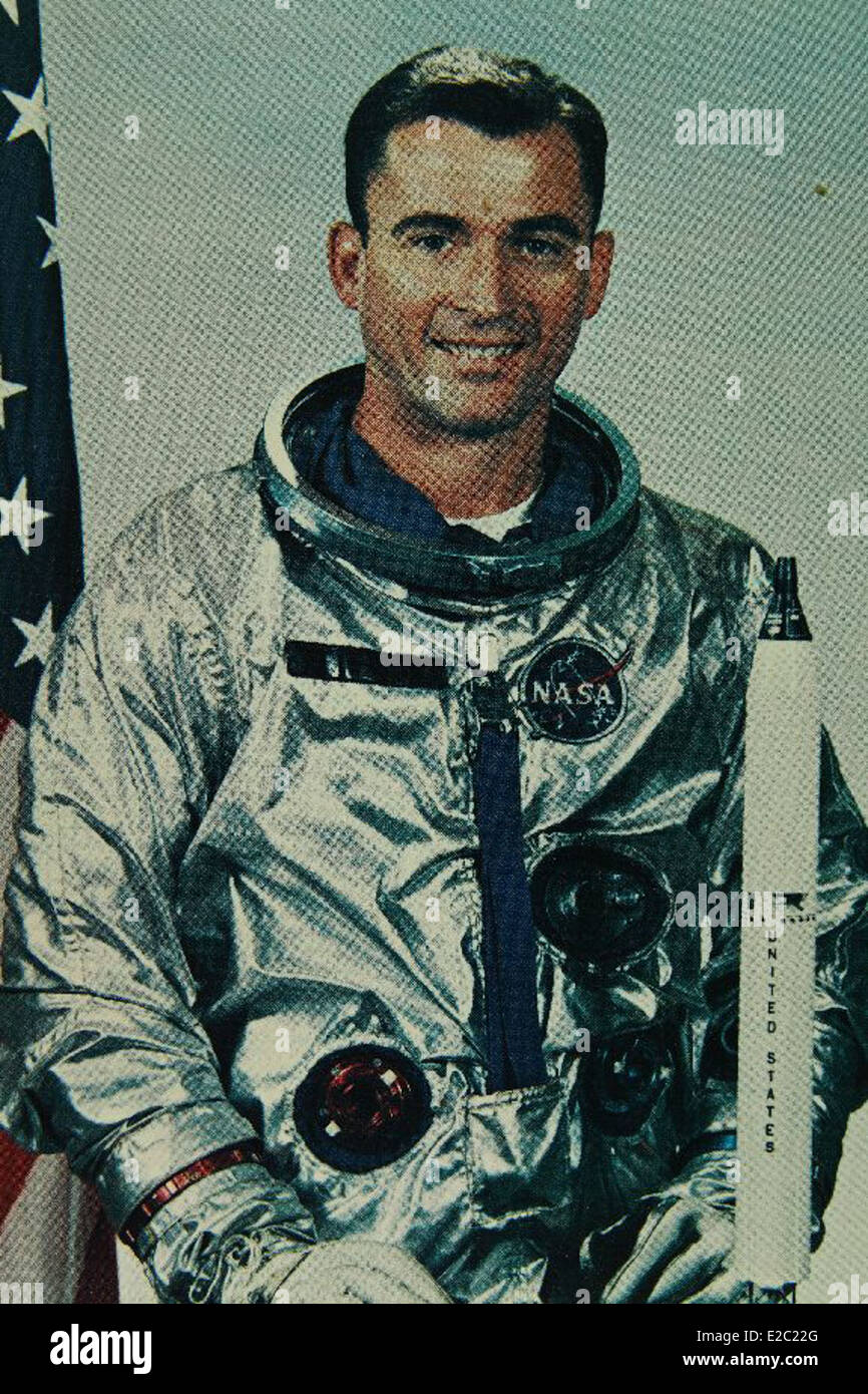 John young aviation hi-res stock photography and images - Alamy