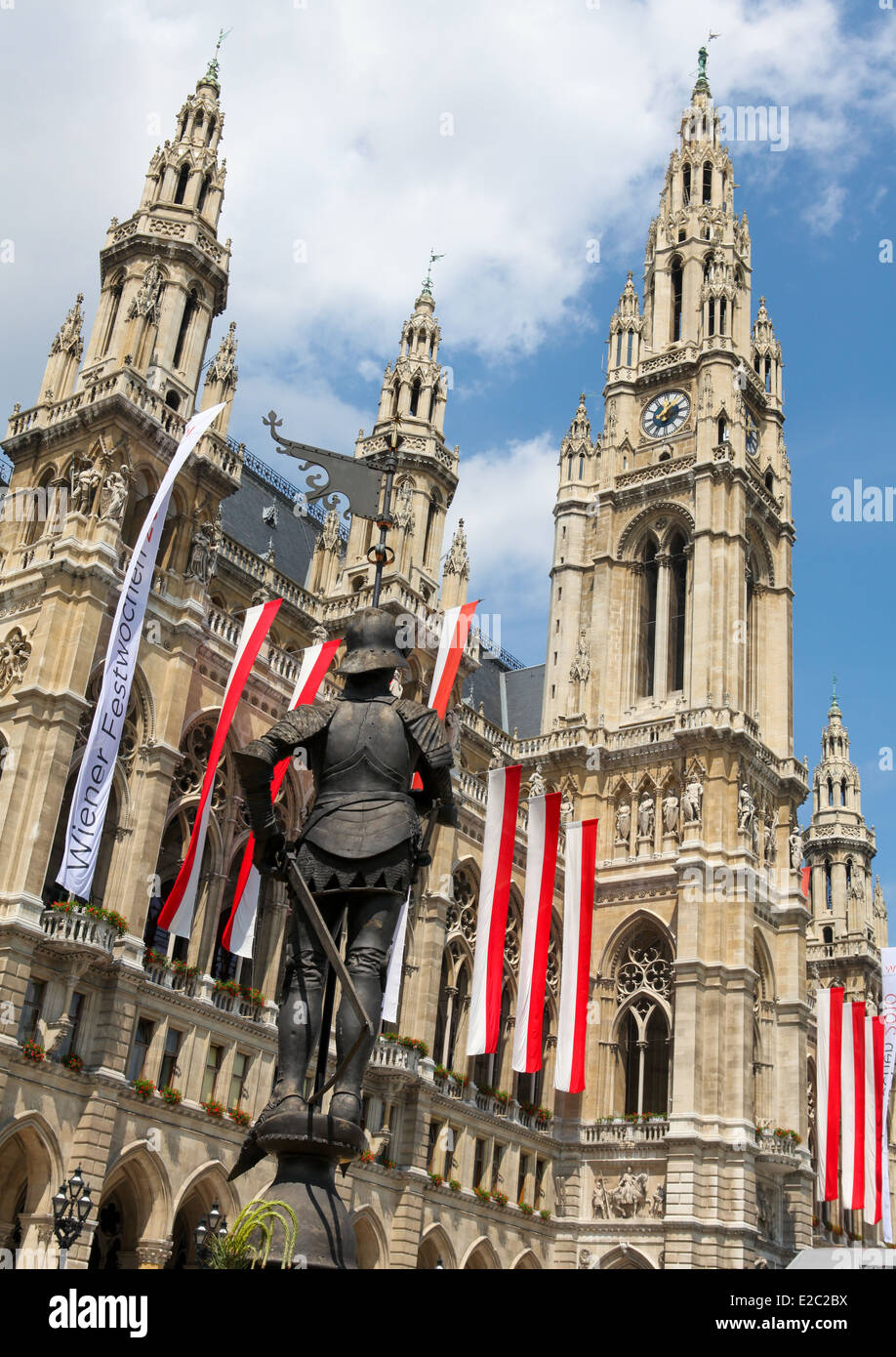 Statue of rathausmann vienna hi-res stock photography and images - Alamy