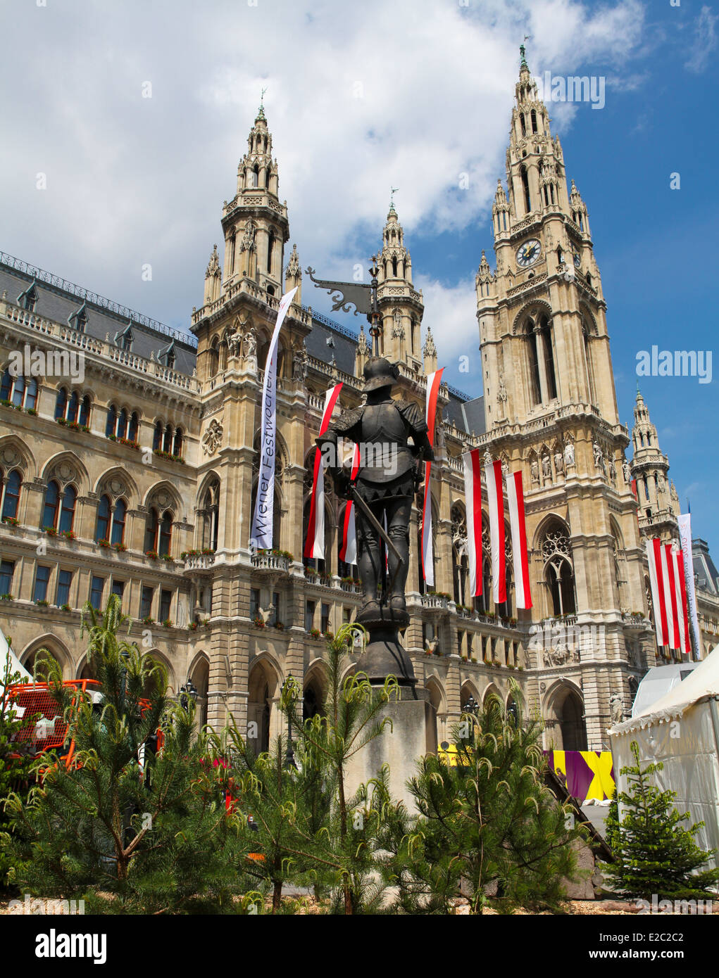 Vienna city hall hi-res stock photography and images - Alamy