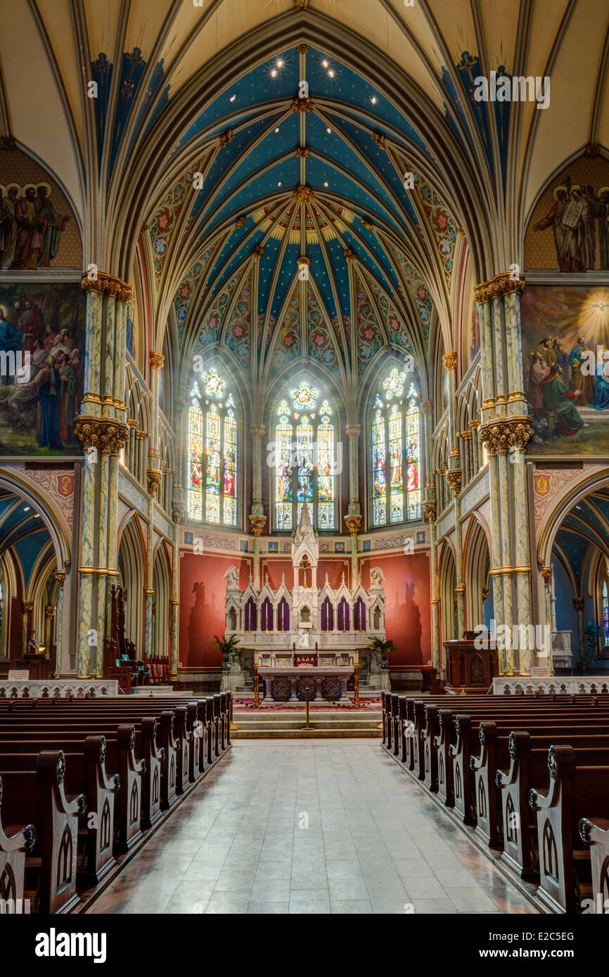 Interior of the Cathedral of St. John the Baptist in Savannah, Georgia ...