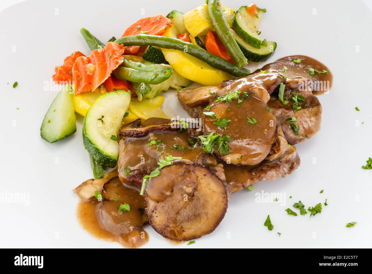 Beef medallion hi-res stock photography and images - Alamy