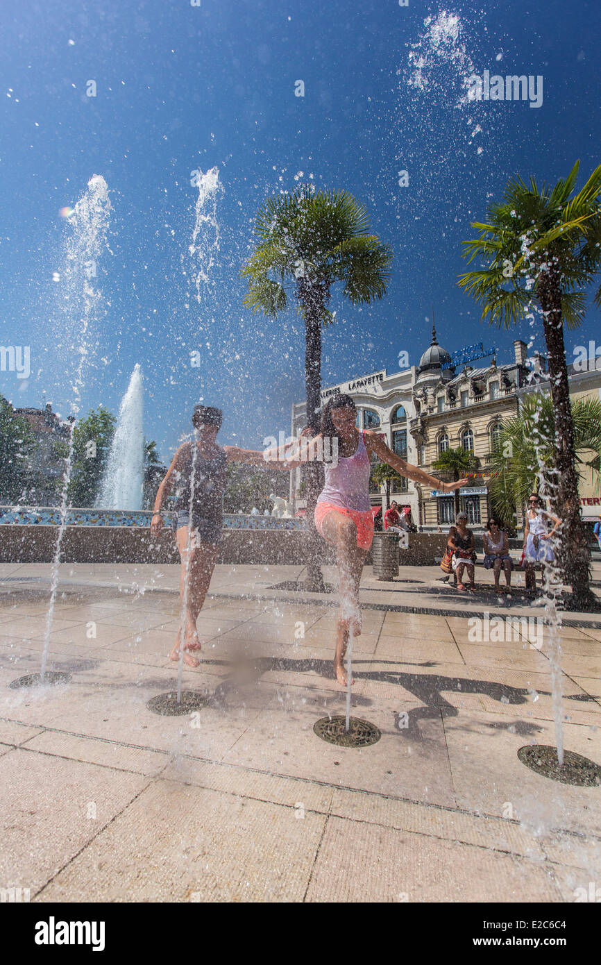 Teen france summer hi-res stock photography and images - Alamy