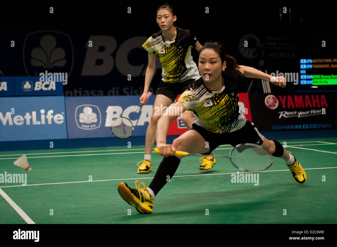 Jakarta, Indonesia. 19th June, 2014. Jung Kyung Eun (front) and Kim Ha ...