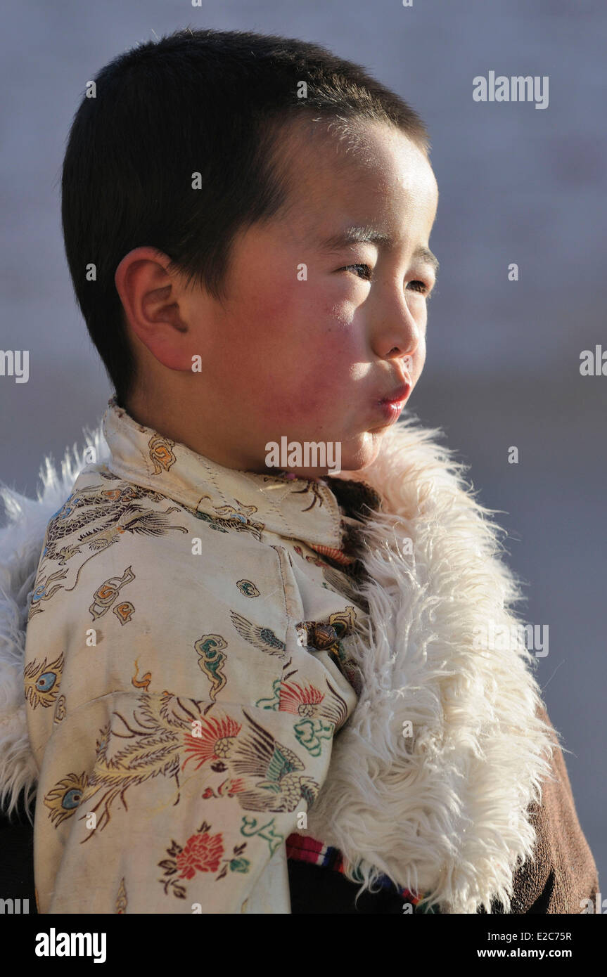 China, Qinghai, Amdo, Tongren, Sangyeshang, Lower Wutun monastery ...