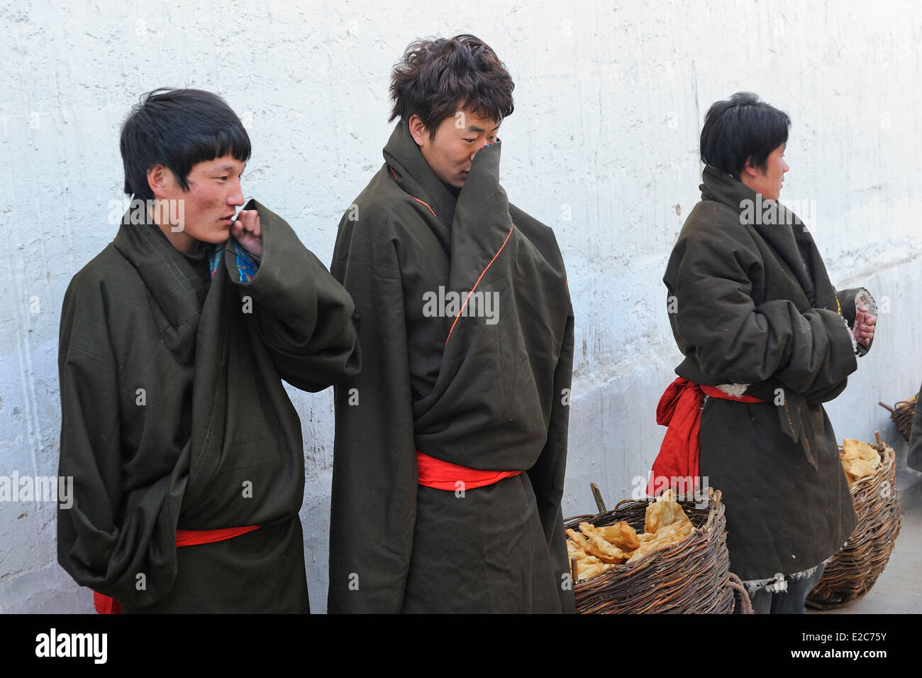 China, Qinghai, Amdo, Tongren, Monastery of Gomar, Losar, Breakfast ...