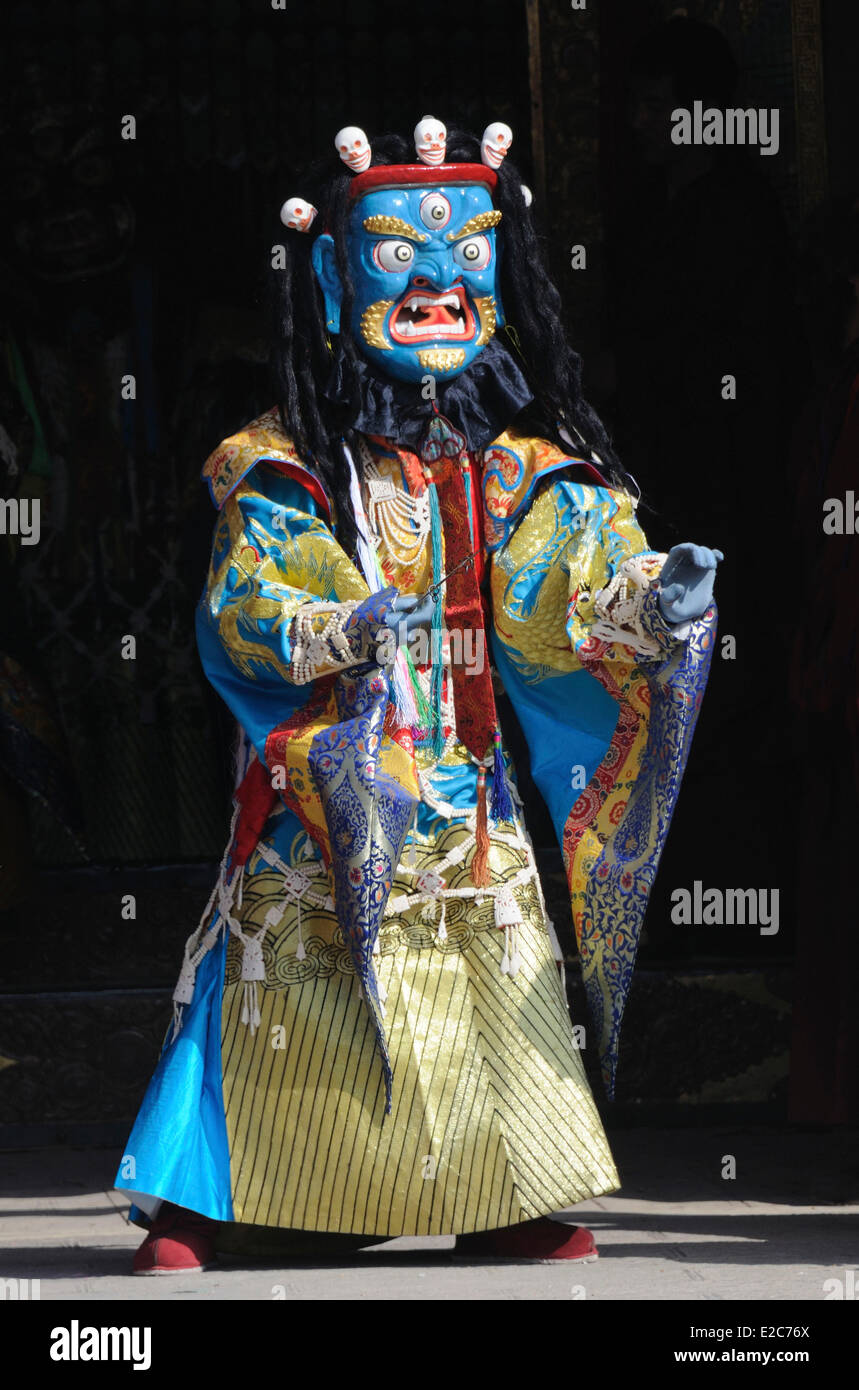 China, Qinghai, Amdo, Tongren, Lower Wutun monastery, Losar, Cham dance ...