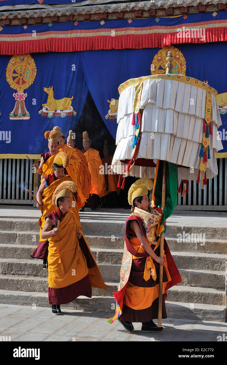 China, Qinghai, Amdo, Tongren, Monastery of Gomar, Losar, Opening ...