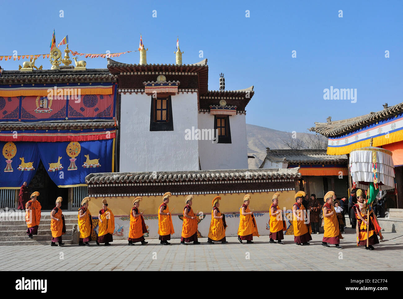China, Qinghai, Amdo, Tongren, Monastery of Gomar, Losar, Opening ...