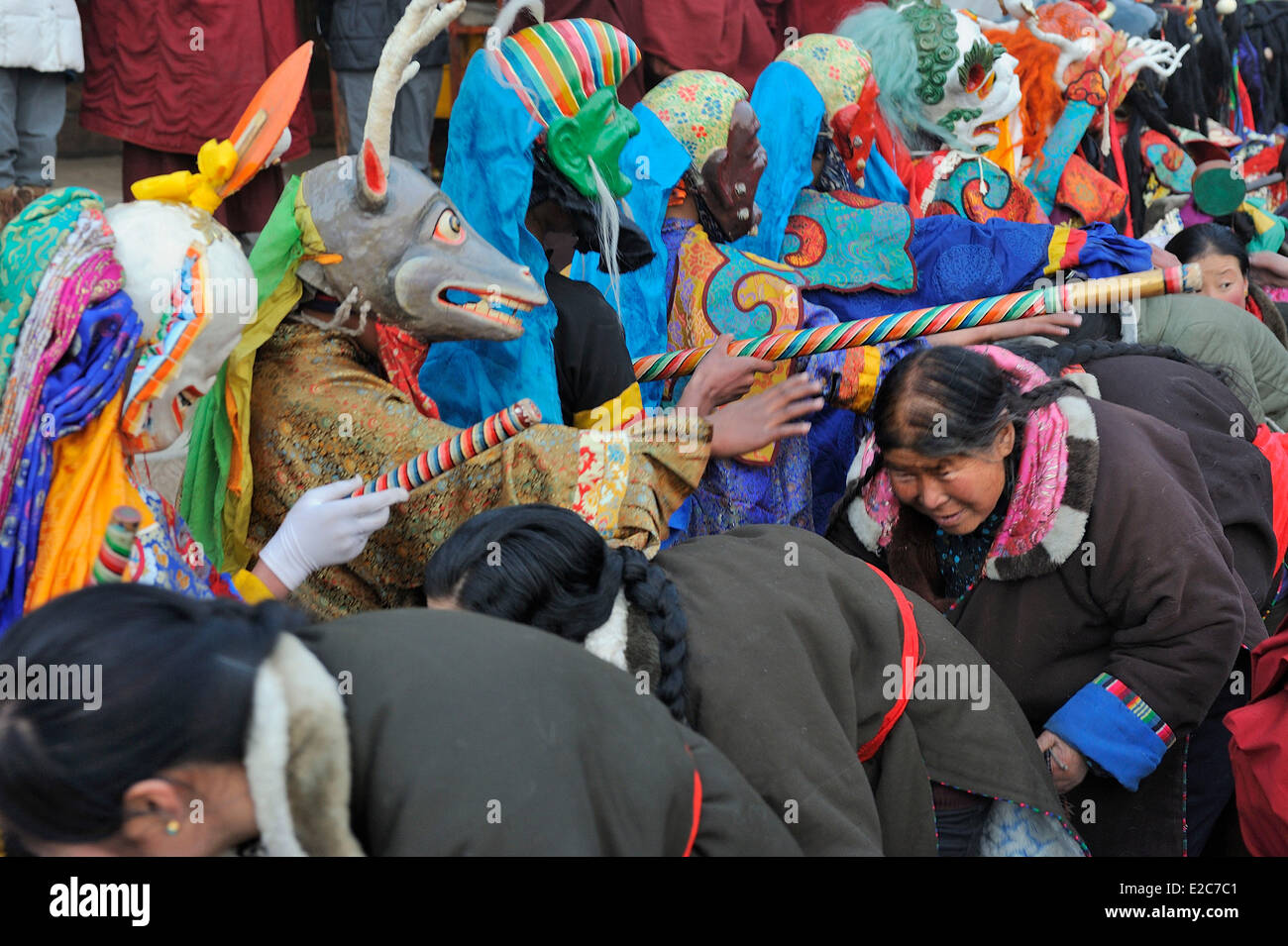 China, Qinghai, Amdo, Tongren, Lower Wutun monastery, Losar, Blessing ...
