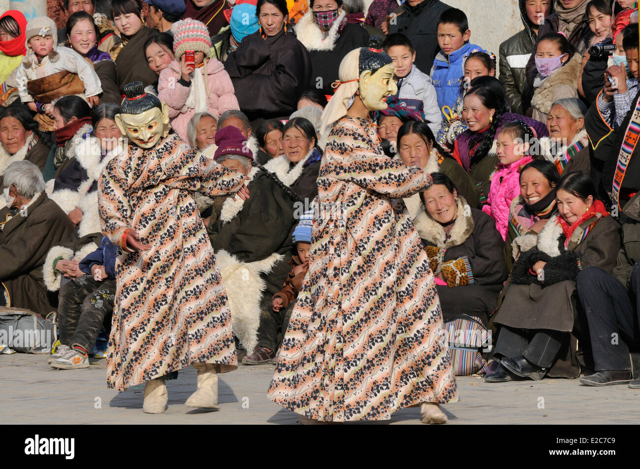 China qinghai amdo tongren monastery hi-res stock photography and ...