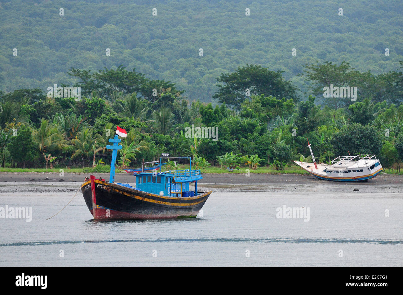 Indonesia, Lombok, the bay of Labuhan Lombok Stock Photo - Alamy