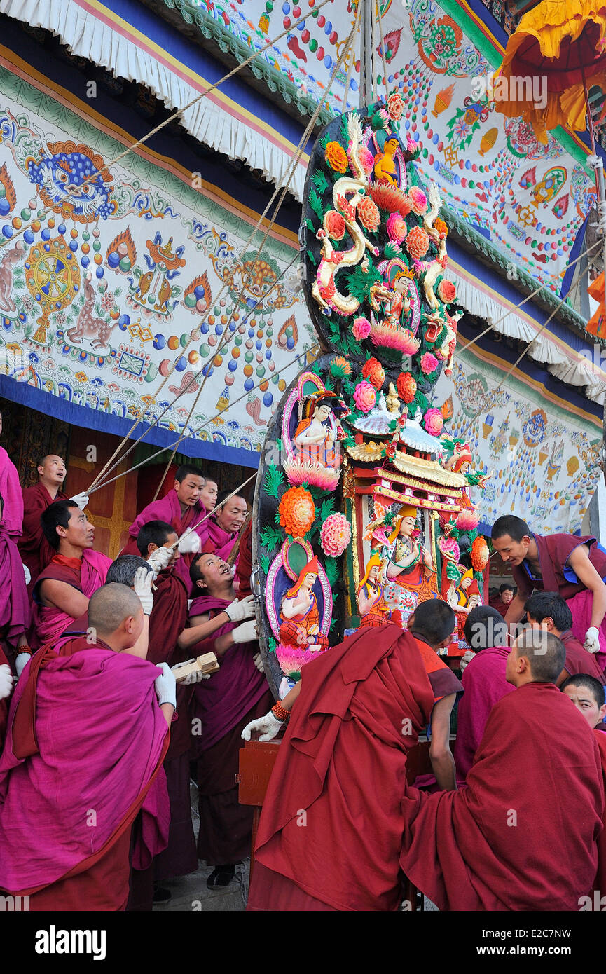 China, Gansu Province, Amdo, Xiahe, Monastery of Labrang, Losar, Monks ...