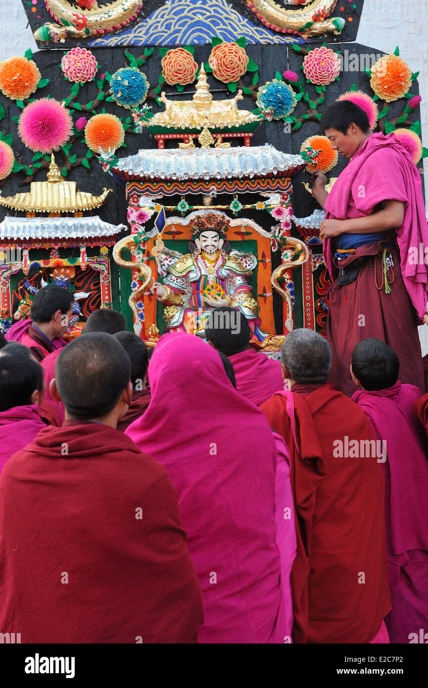 China, Gansu Province, Amdo, Xiahe, Monastery of Labrang, Losar, Monks ...
