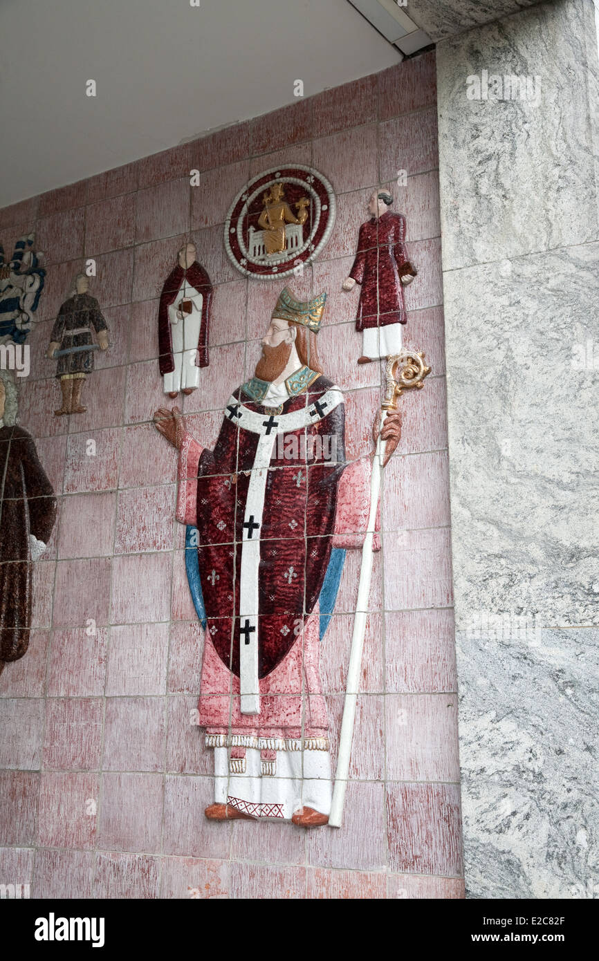 Religious tiles on a wall Stock Photo - Alamy