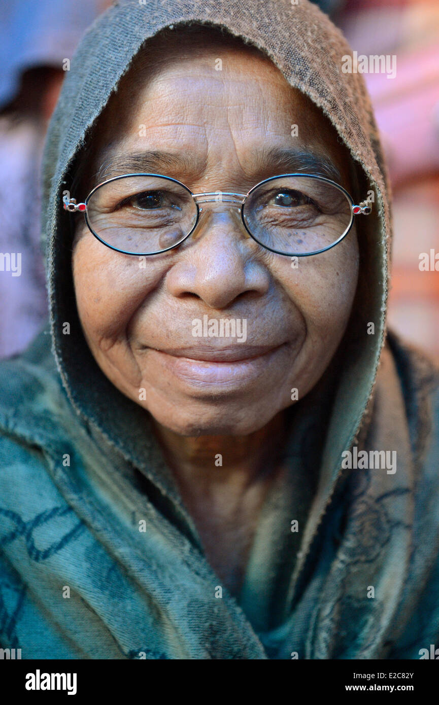 Indonesia, Sumbawa, Dompu, the market Stock Photo - Alamy