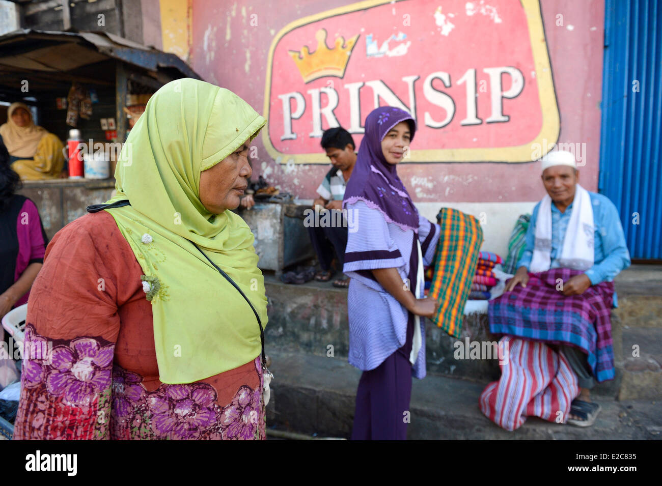 Indonesia, Sumbawa, Dompu, the market Stock Photo - Alamy