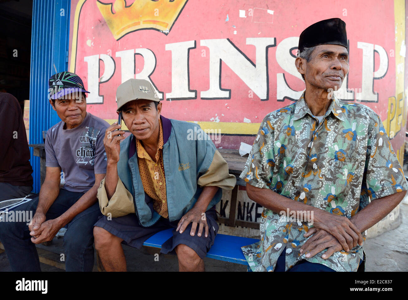 Indonesia, Sumbawa, Dompu, at the market Stock Photo - Alamy