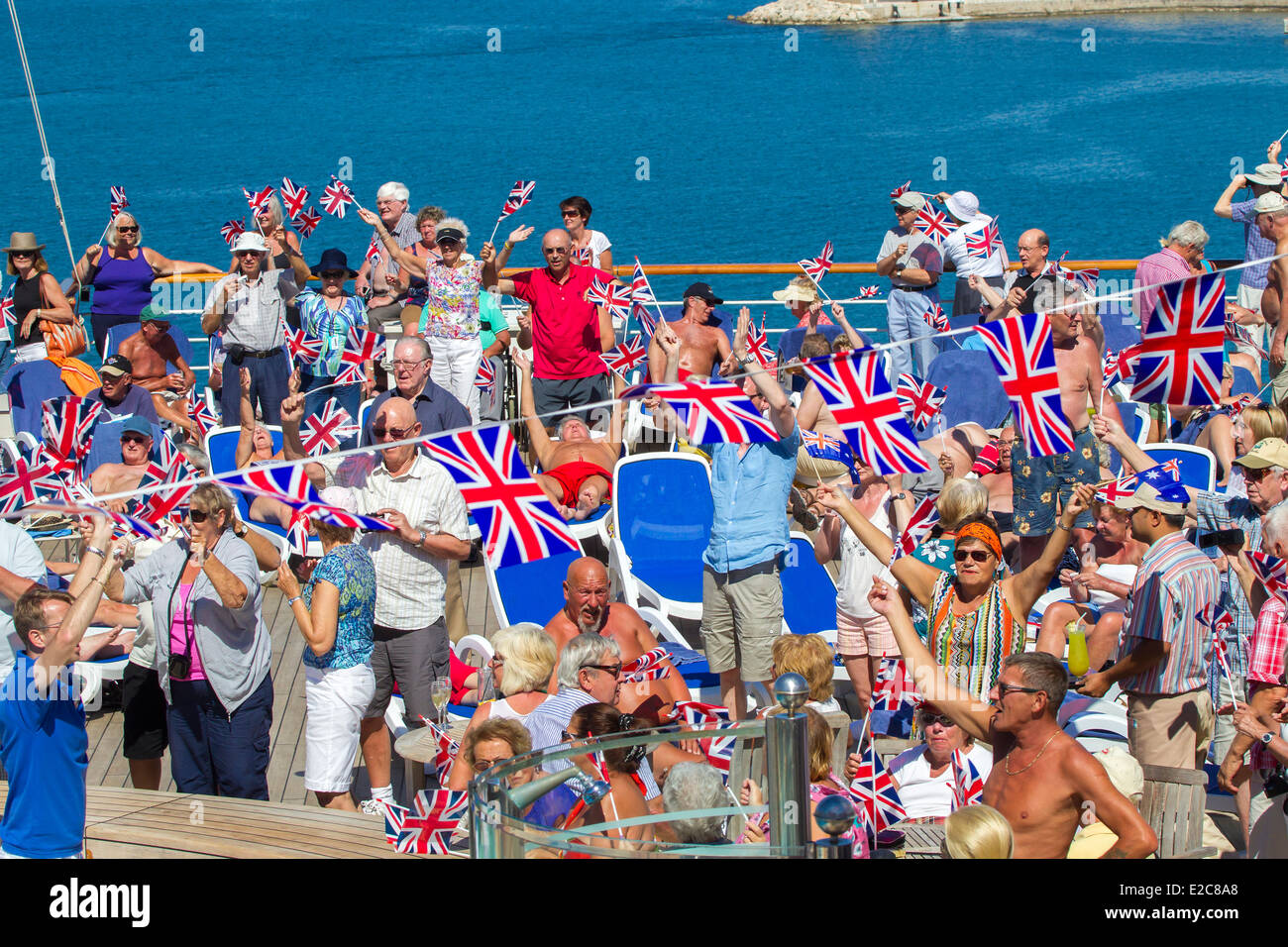 Leaving party around the pool deck on P&O Arcadia on leaving Majorca ...