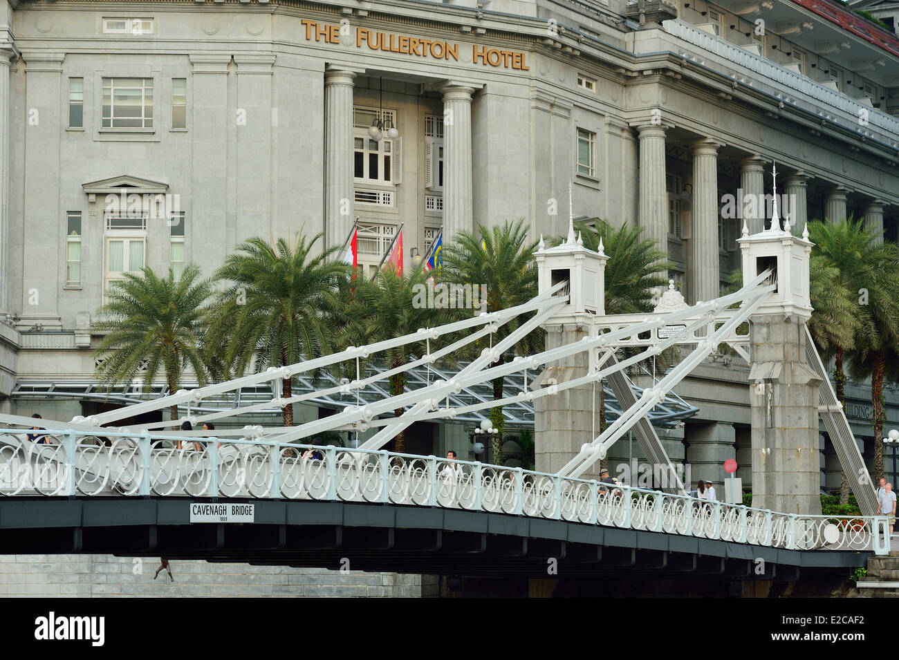 Singapore, the suspension Cavenagh Bridge built in 1869 over the ...