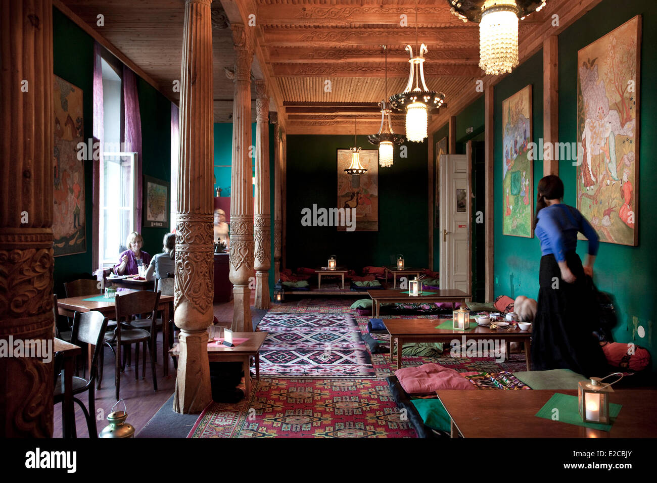 Tajikistan hi-res stock photography and images - Alamy