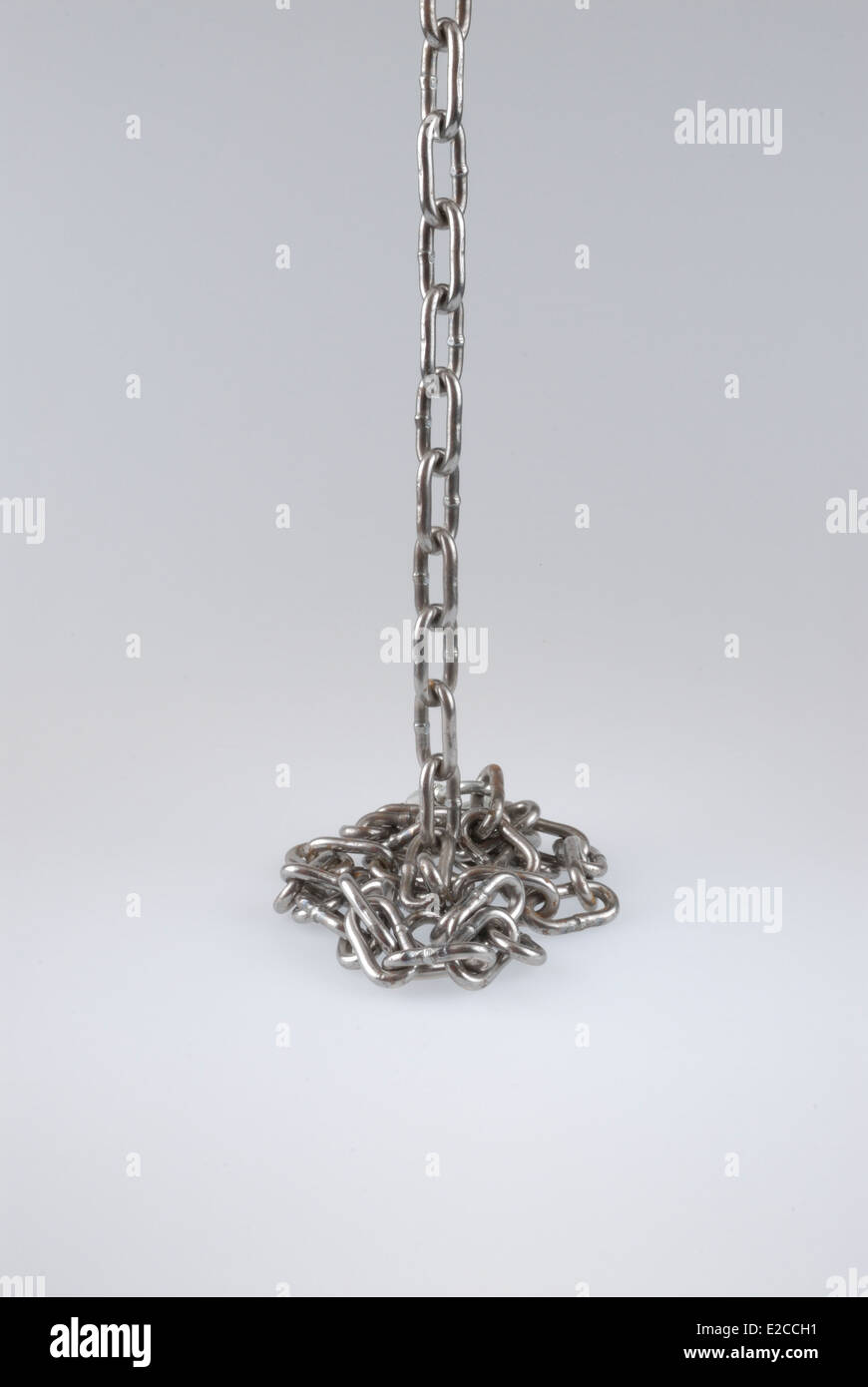 Pile Chains High Resolution Stock Photography and Images - Alamy