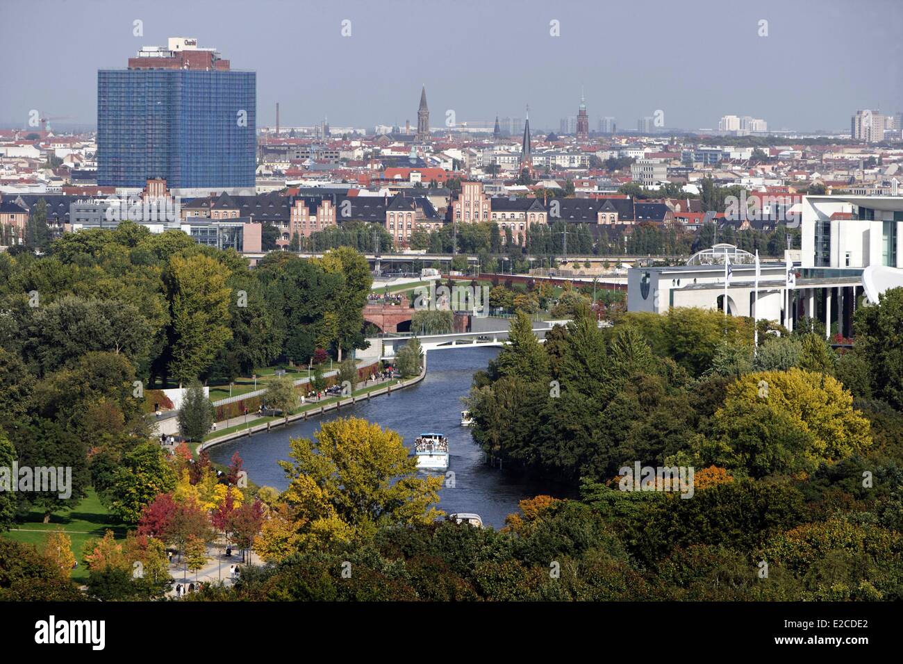 Berlin Tiergarten Boat Stock Photos & Berlin Tiergarten Boat Stock ...