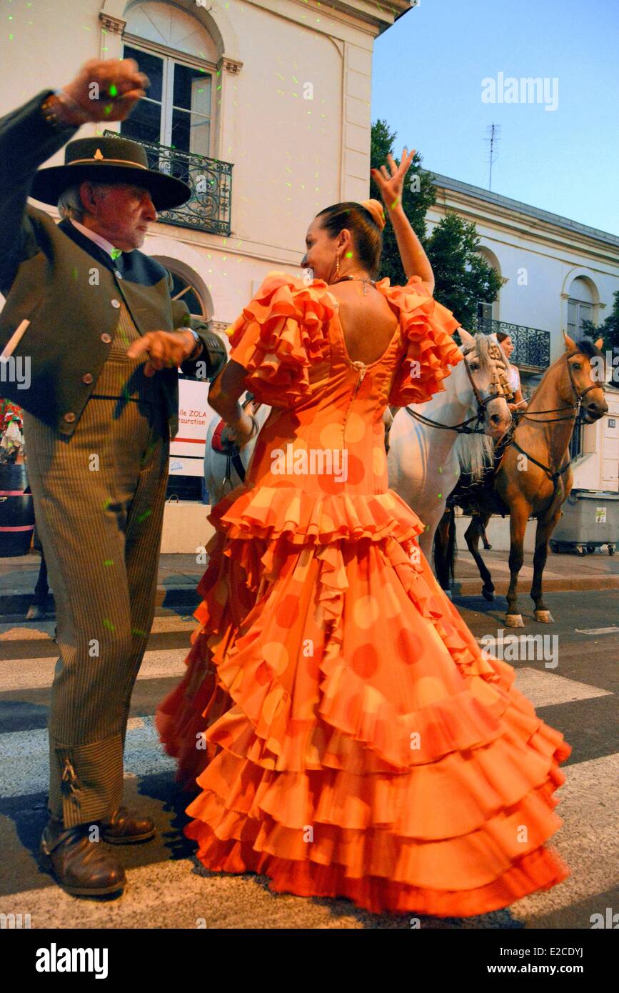 Flamenco Dancing Couple High Resolution Stock Photography and Images ...