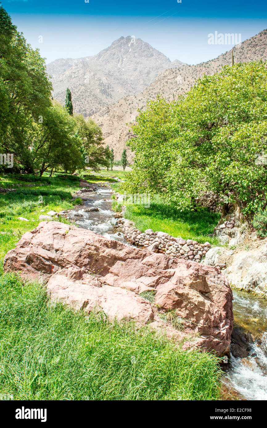 Jbel toubkal hi-res stock photography and images - Alamy