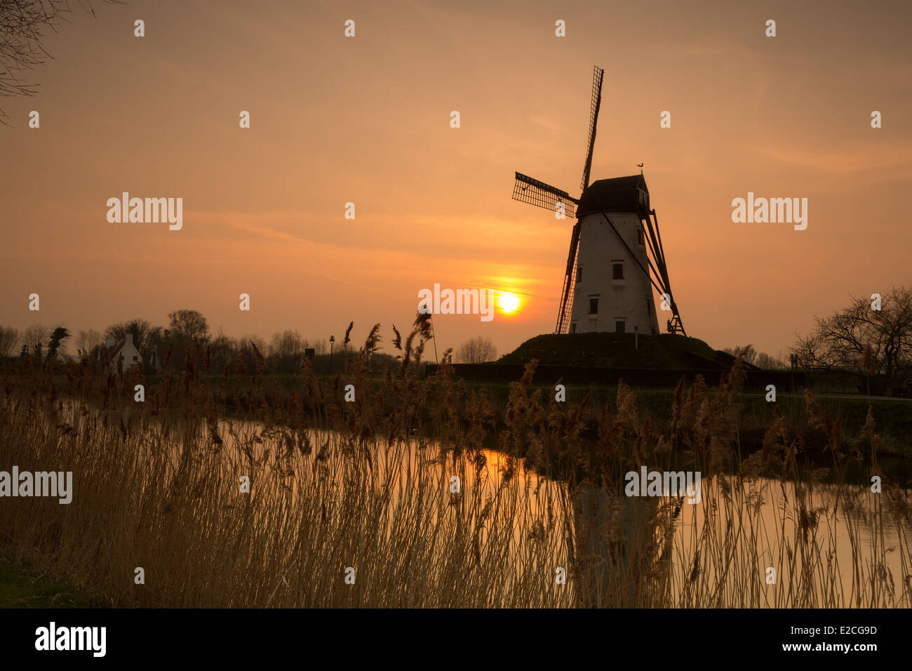 Windmill of Damme, one of the most beautiful villages in Flanders ...