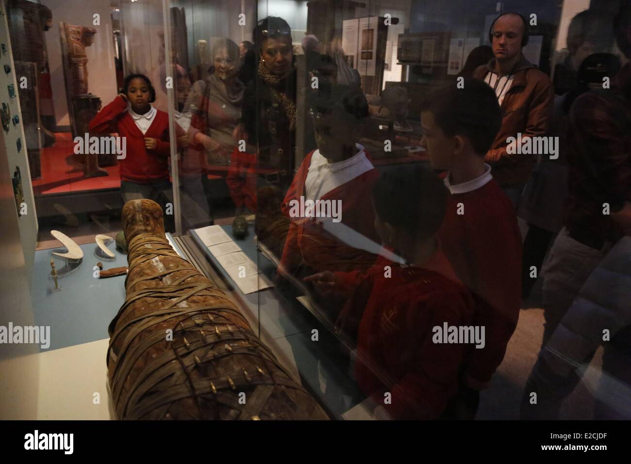 Egyptian uniform hi-res stock photography and images - Alamy
