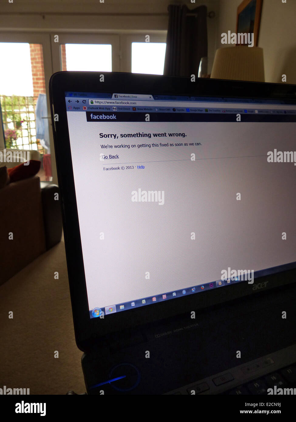 Facebook failure screen Stock Photo - Alamy