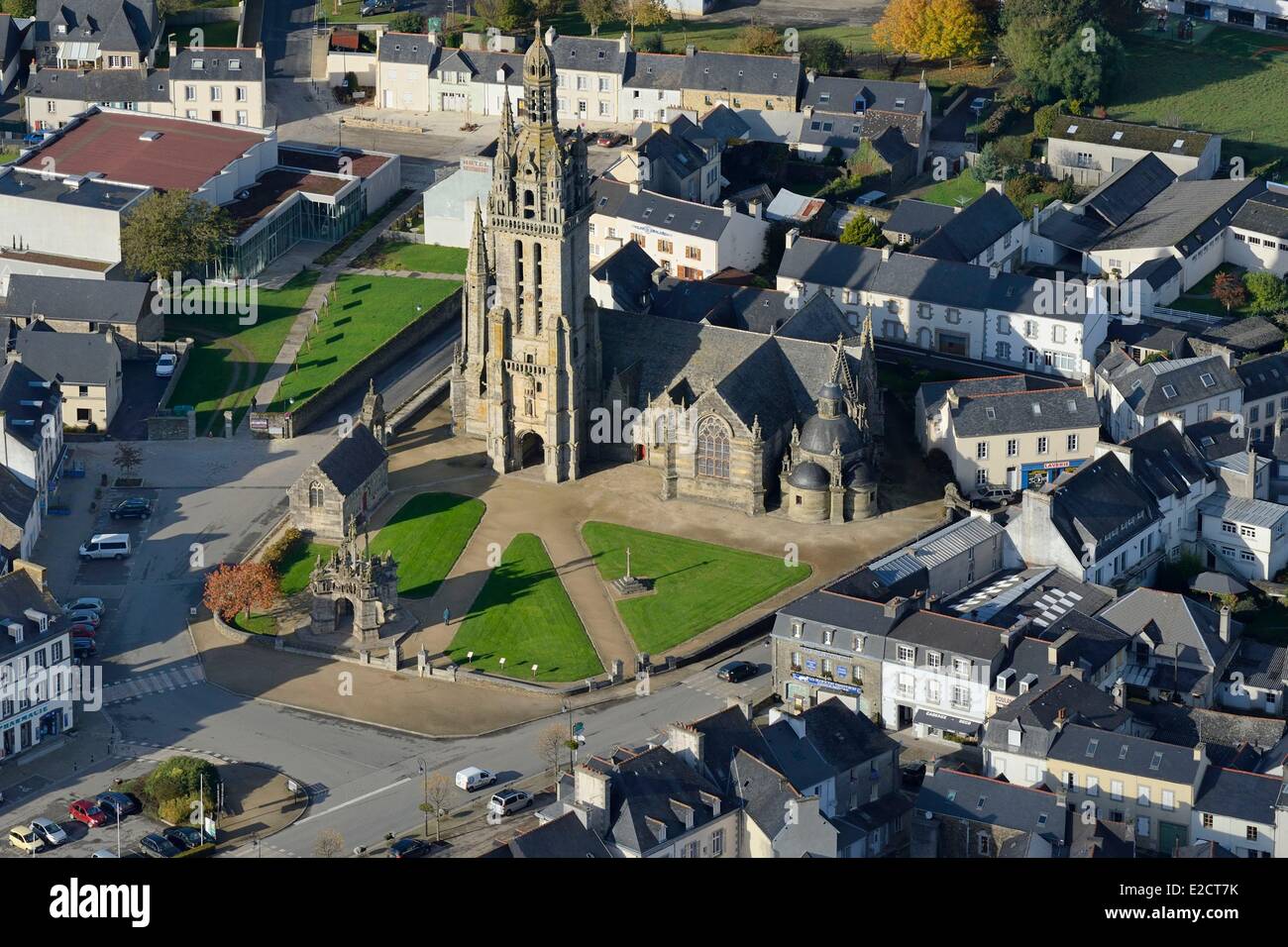 Parish enclosure of pleyben hi-res stock photography and images - Alamy