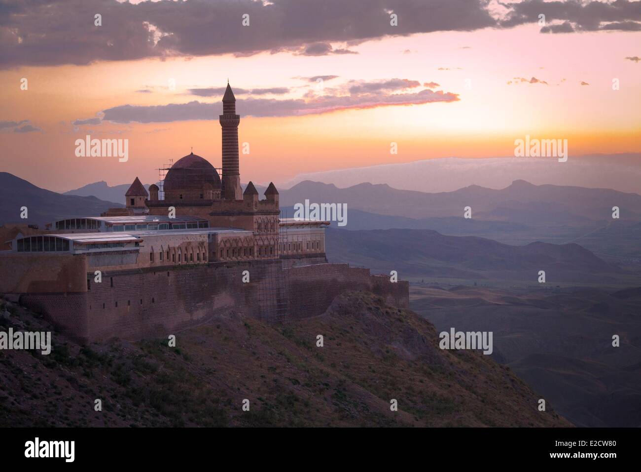 Turkey Eastern Anatolia Dogubayazit Isak Pasha Palace Stock Photo - Alamy