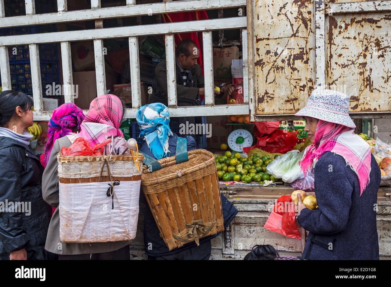 China Yunnan Province Dongchuan District Niujie local market Stock ...
