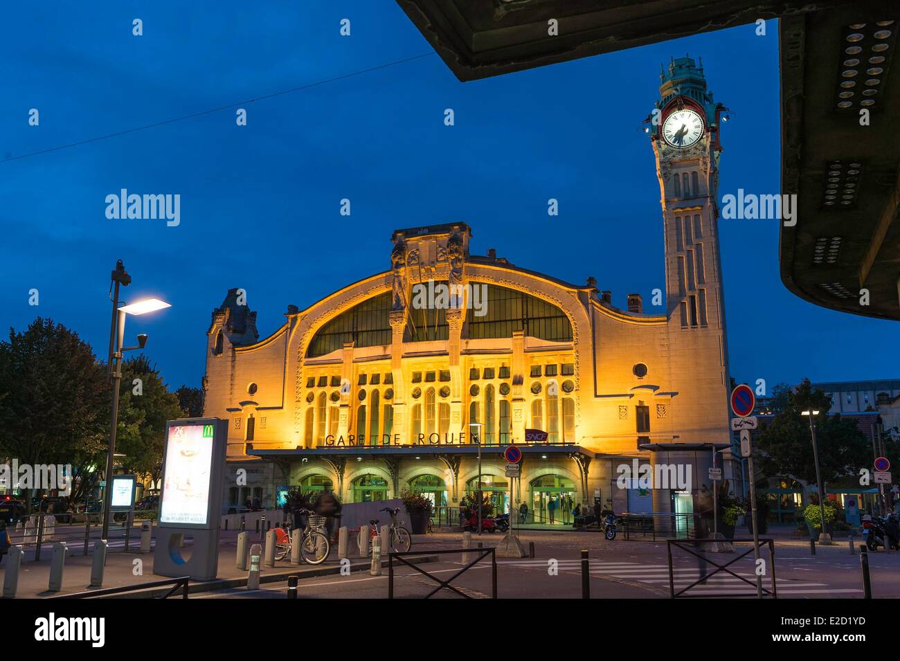 France Seine Maritime Rouen the train station Stock Photo - Alamy