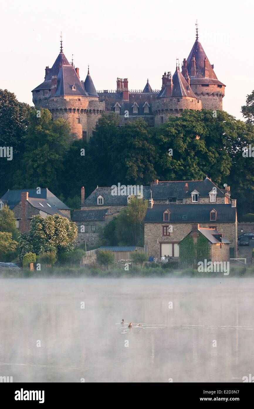 France Ille et Vilaine Combourg view of the castle from the pond Stock ...