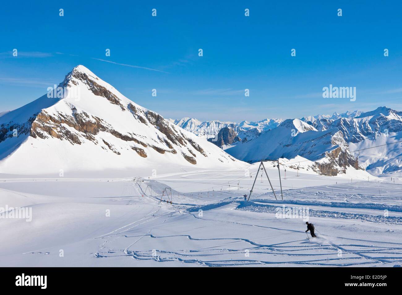 Glacier 3000 hi-res stock photography and images - Alamy