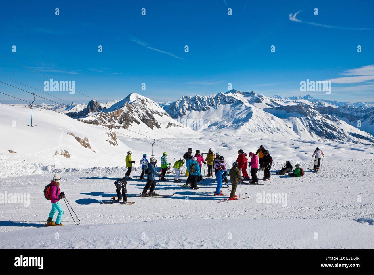 Switzerland Canton of Vaud Col de Pillon Glacier 3000 Stock Photo - Alamy