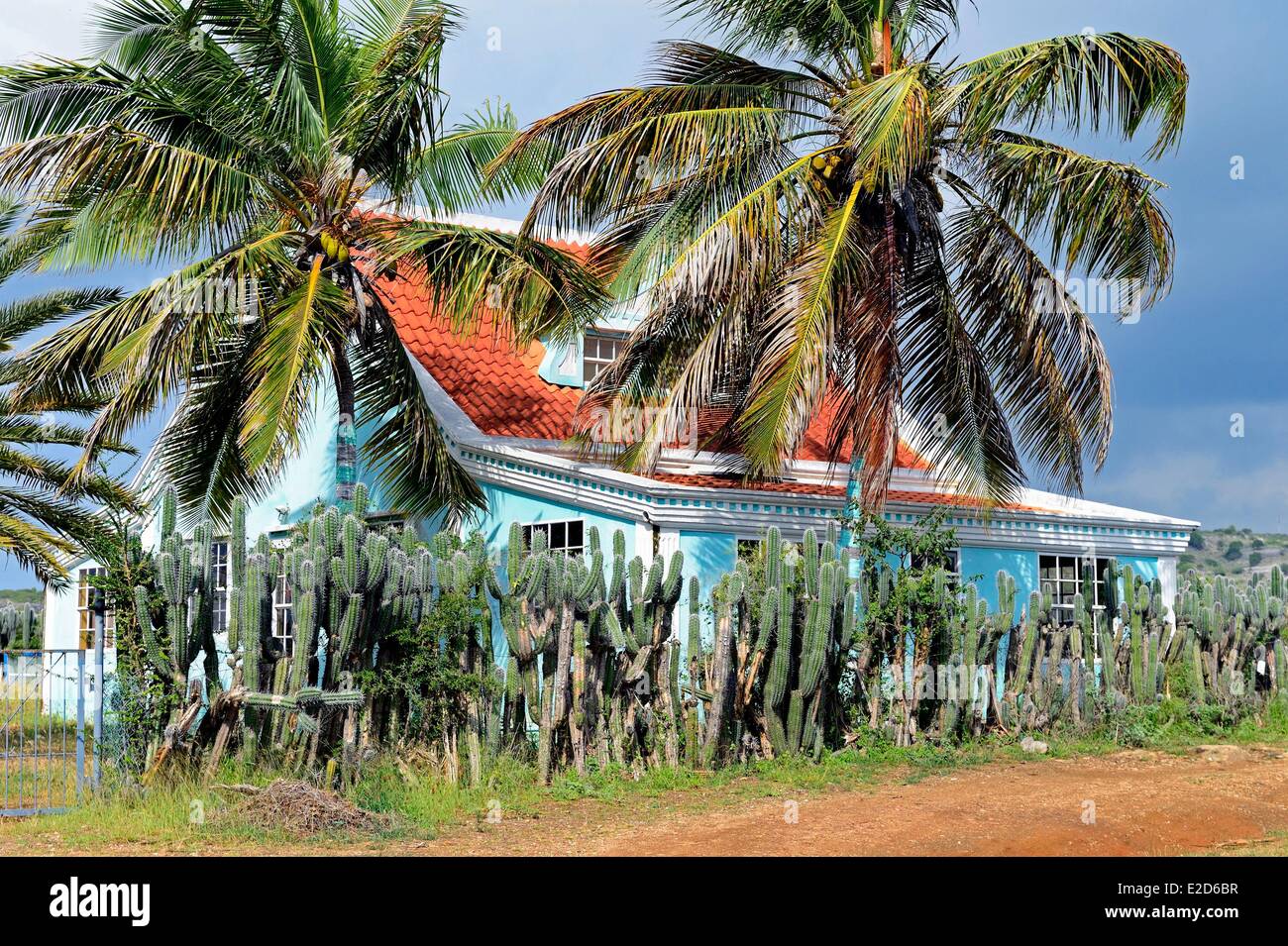Dutch colonial house hi-res stock photography and images - Alamy