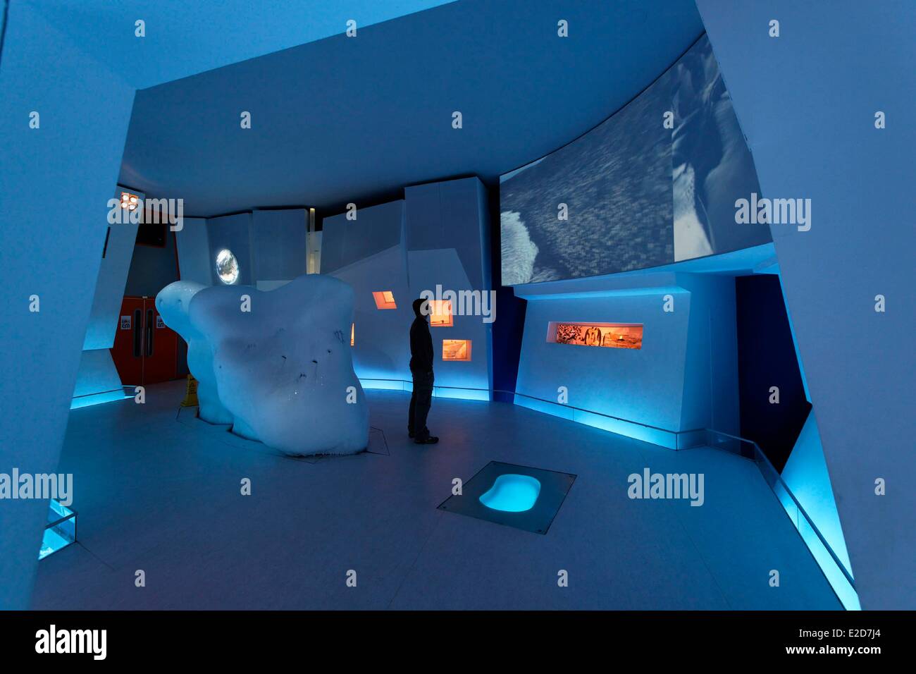 Our dynamic earth edinburgh museum hi-res stock photography and images ...