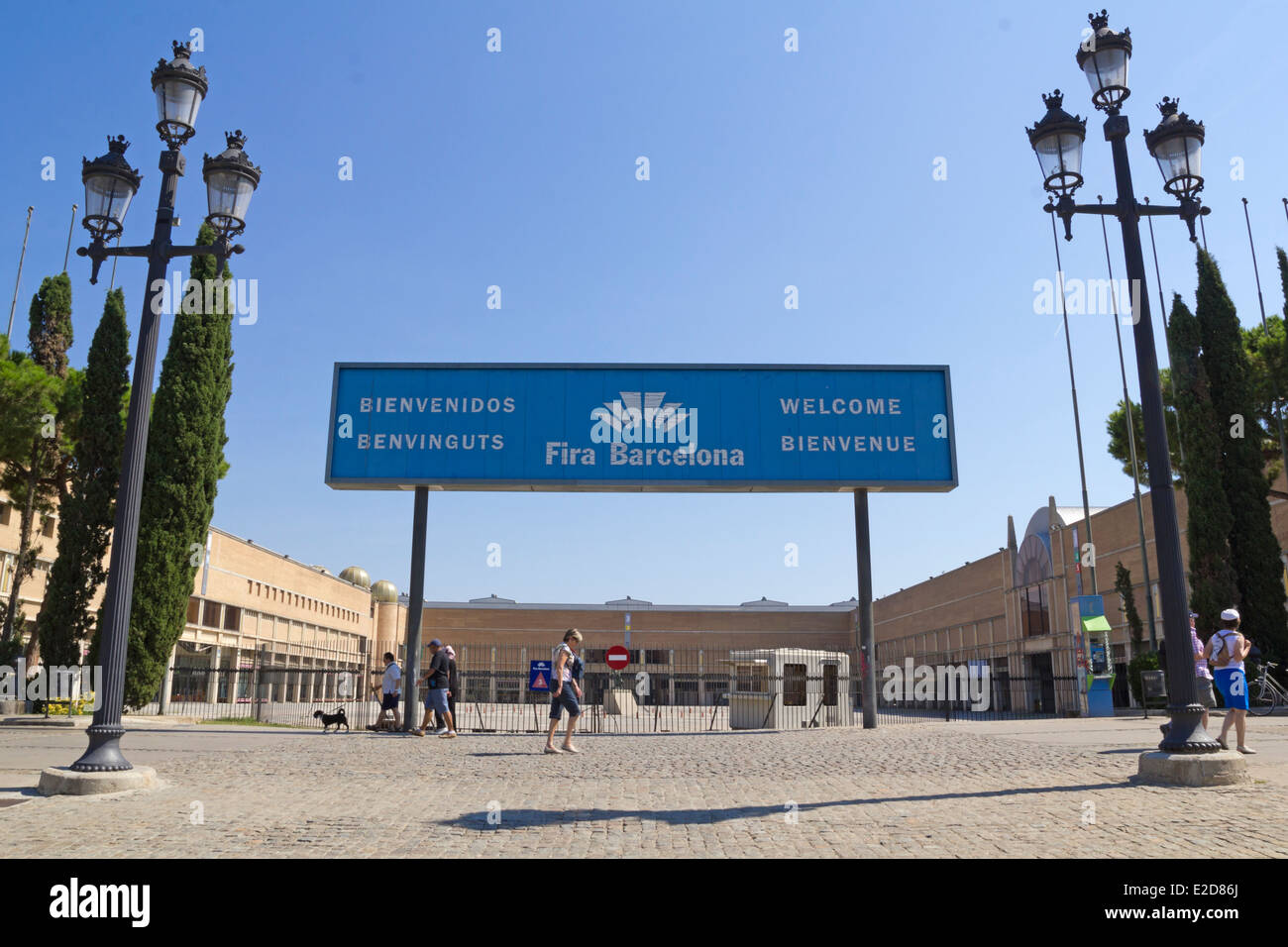 Entrance to the Fair of Barcelona, where they perform complex national ...