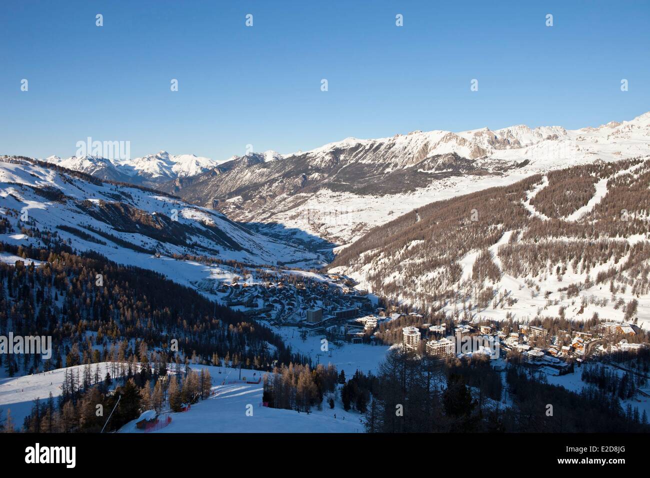 Vars Ski Resort High Resolution Stock Photography and Images - Alamy