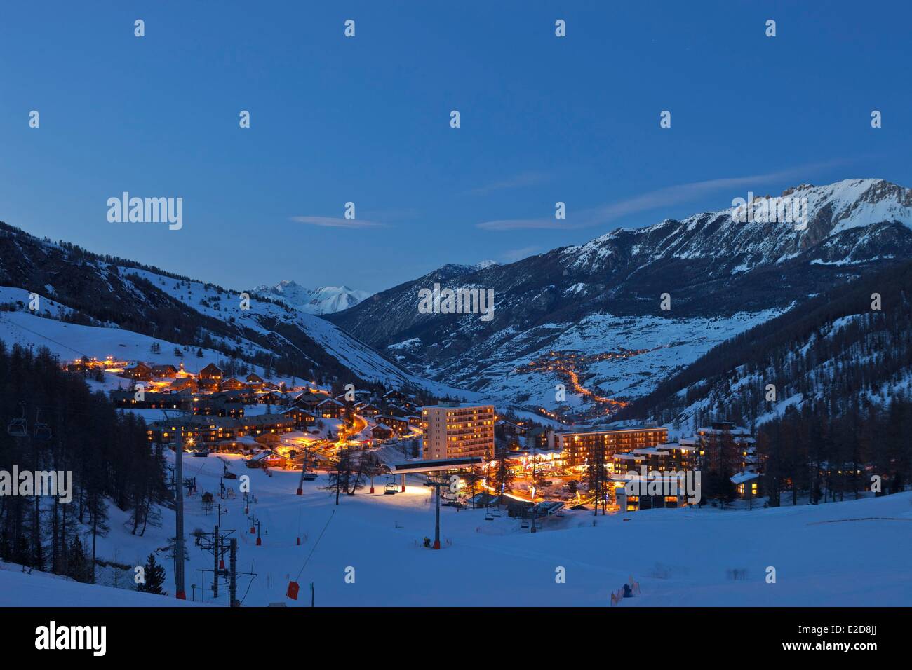 France Hautes Alpes Vars ski resort Stock Photo - Alamy