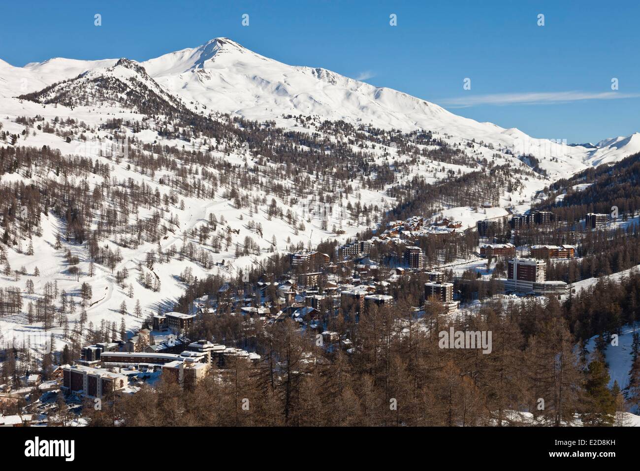 Vars Ski Resort High Resolution Stock Photography and Images - Alamy
