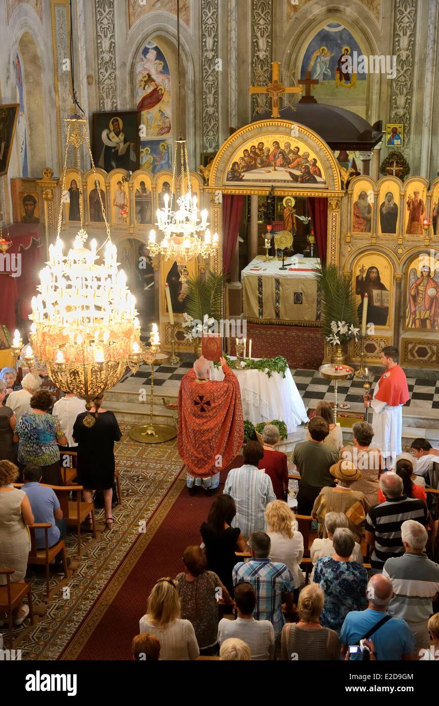 Eastern catholic church mass hi-res stock photography and images - Alamy