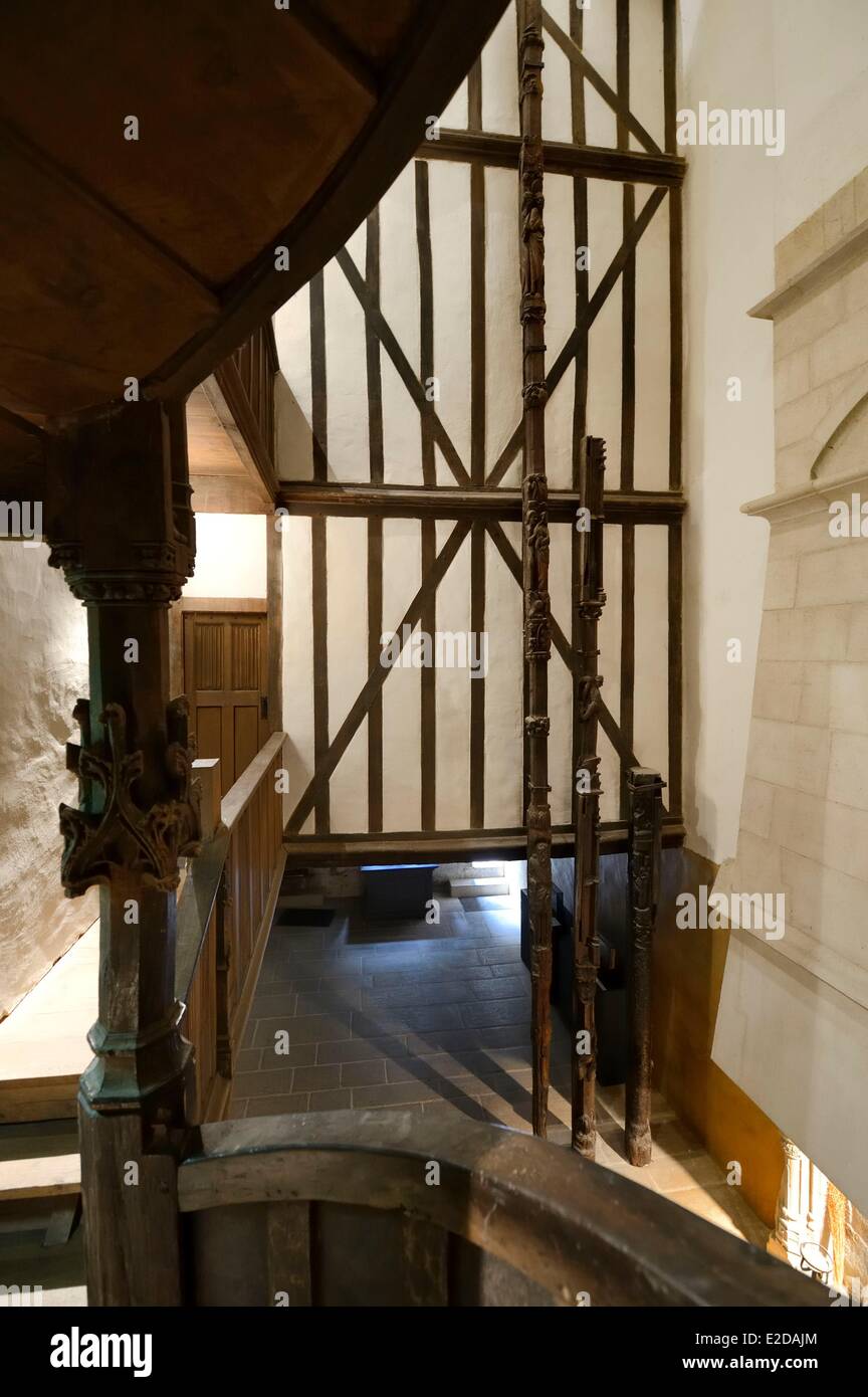 15th century timbered building hi-res stock photography and images - Alamy