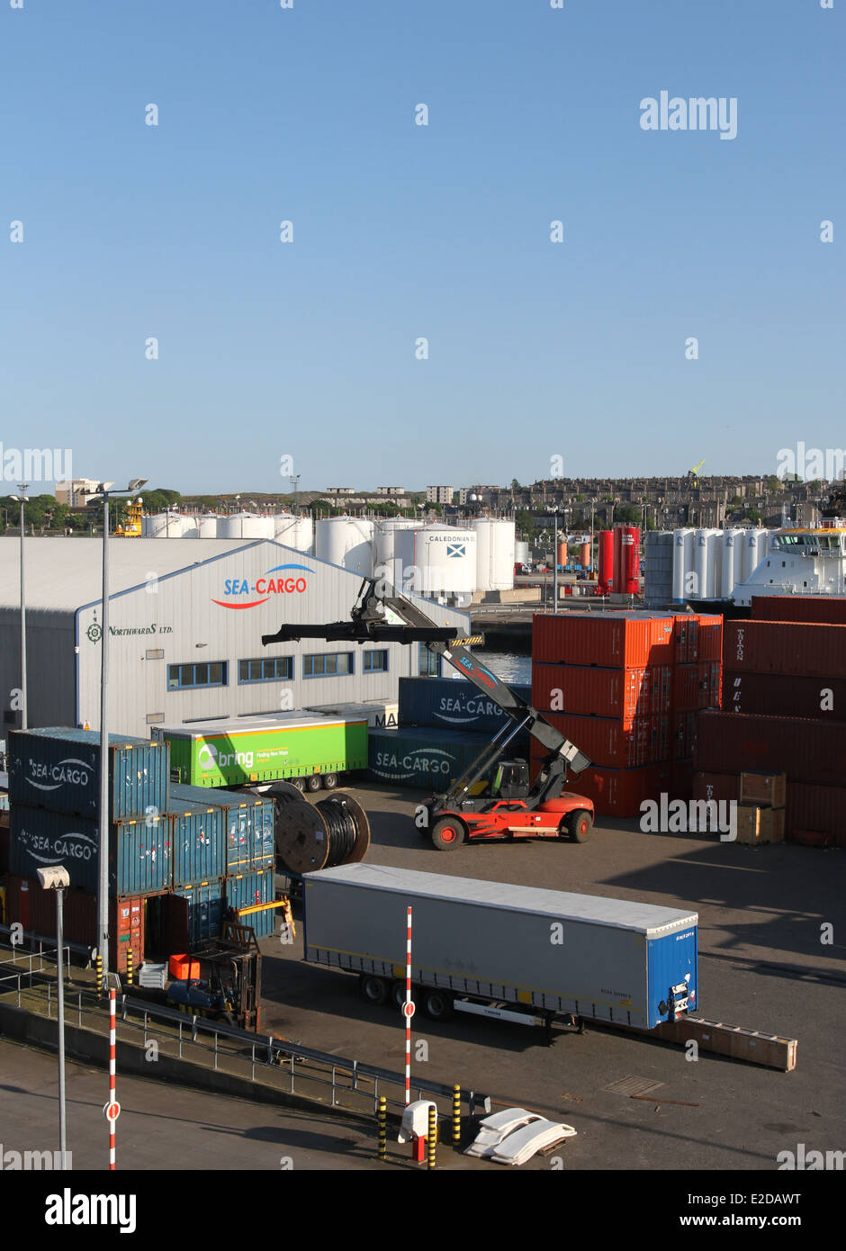 Port of aberdeen hi-res stock photography and images - Alamy