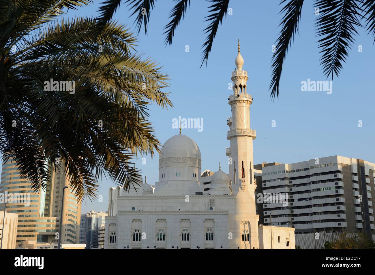 Baniyas hi-res stock photography and images - Alamy