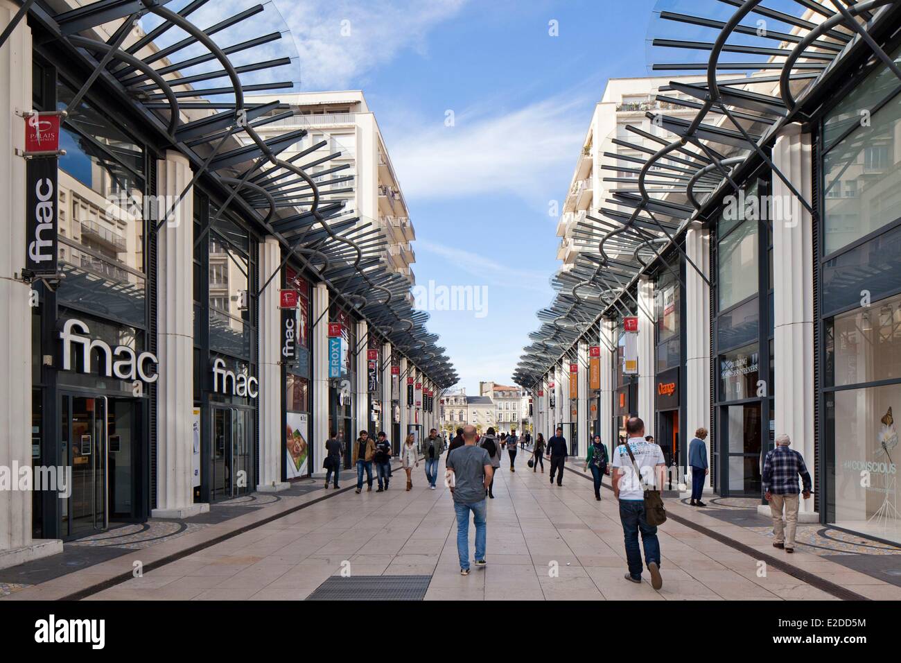 France Pyrenees Atlantiques Bearn Pau commercial street Stock Photo - Alamy