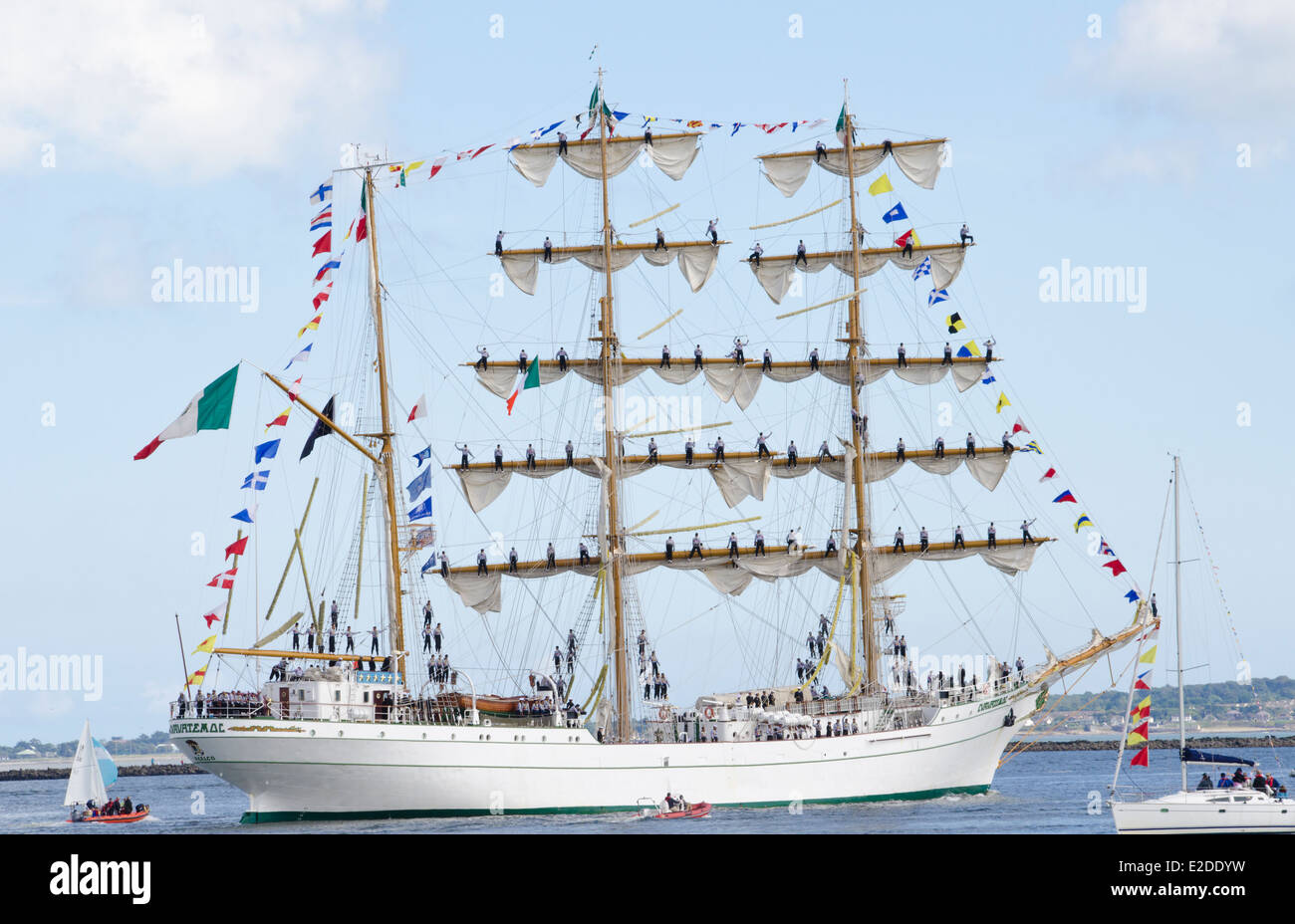 Mexican tall ship leaves Dublin port after the tall ships festival in ...